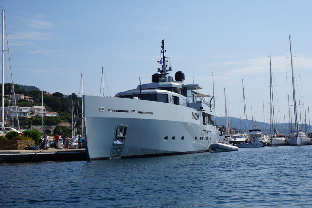 Le So'Mar en escale - Port du Lavandou